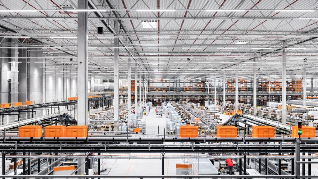 Zalando Expands Robotic Automation with Nomagic’s AI-Powered Picking ...